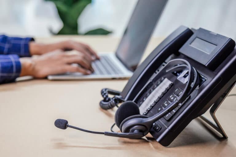 סקר שביעות רצון טלפוני: 5 דגשים שעושים את ההבדל | תובנות